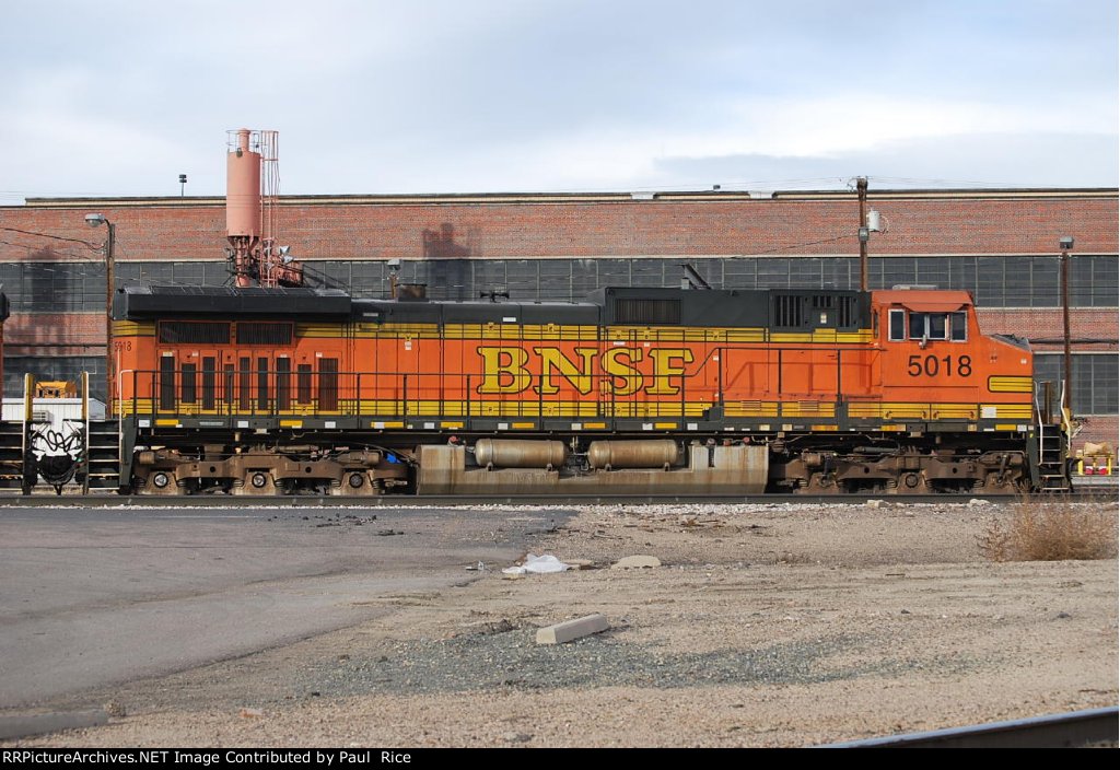 BNSF 5018